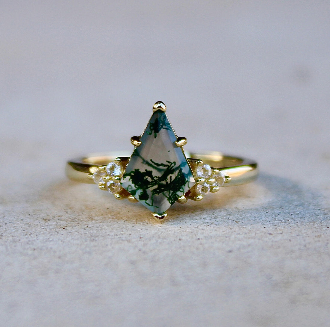 Moss Agate & Topaz Ring – Vivian Grace